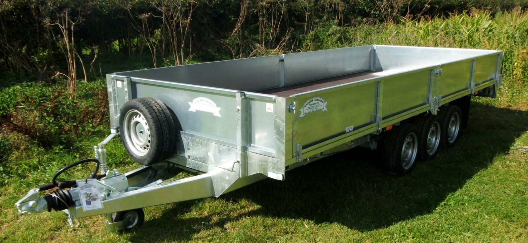 Tandem-Axle Flatbed Trailer Made to Order| Edwards Trailers