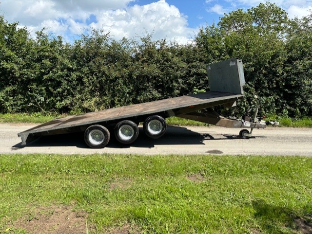 New Livestock Trailers | New Commercial Trailers | Graham Edwards