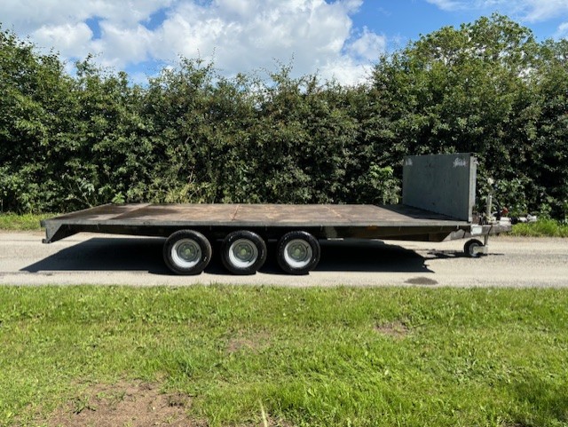 New Livestock Trailers | New Commercial Trailers | Graham Edwards
