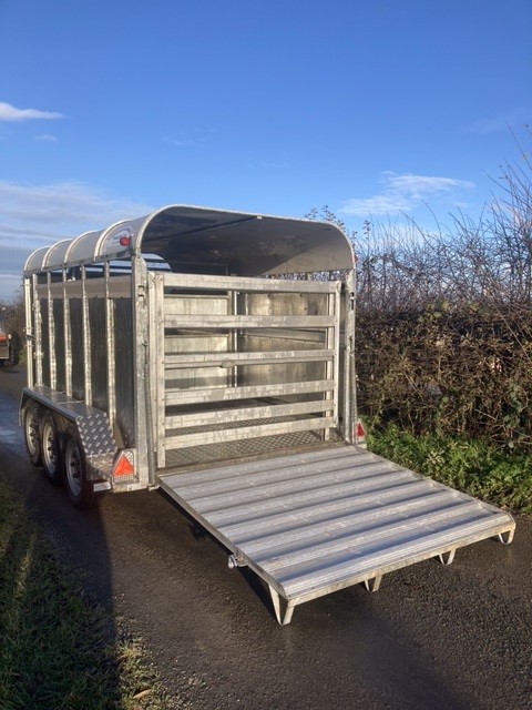 New Livestock Trailers | New Commercial Trailers | Graham Edwards
