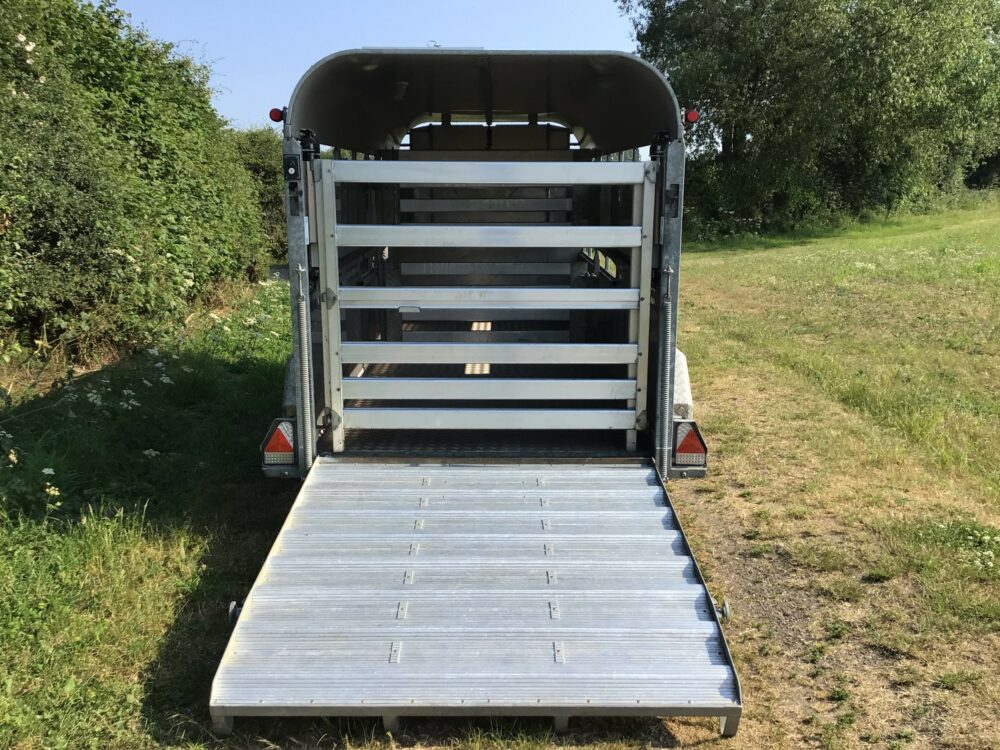 New Livestock Trailers | New Commercial Trailers | Graham Edwards